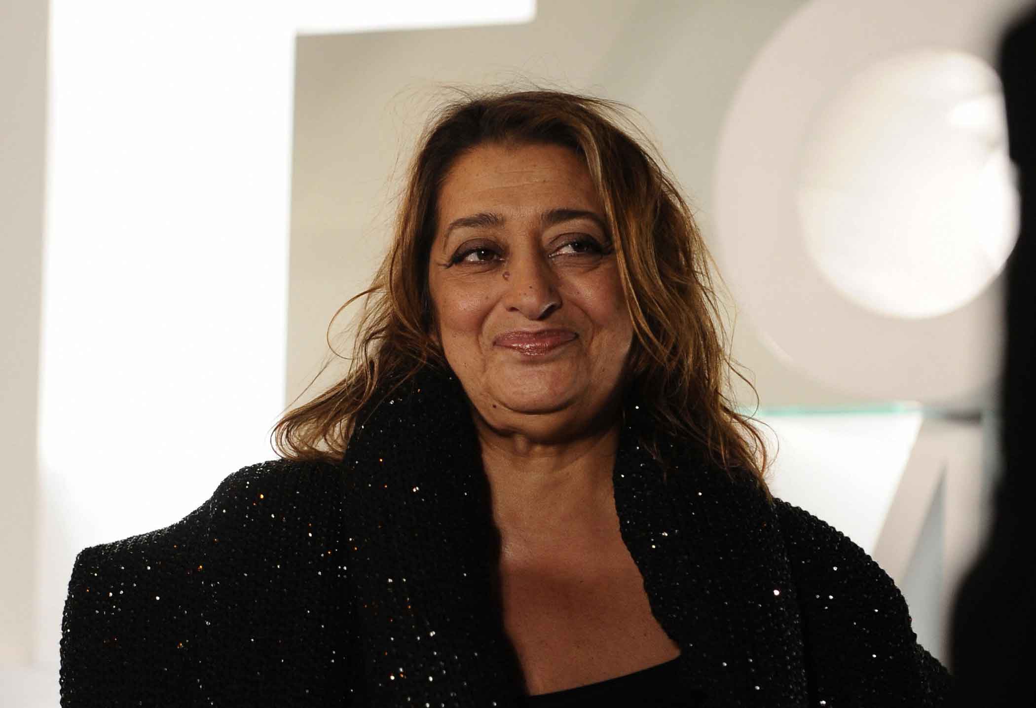 Zaha Hadid: vita, stile e opere dell’archistar “Regina delle curve ...